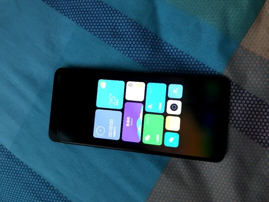 小米Mix3?960帧慢动作摄影 捕捉每一刻精彩-中关村在线头条