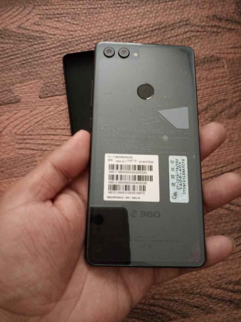 360手机N7Pro气质大方性能不错 就是我的菜—ZOL好说