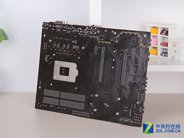 出众音质表现 七彩虹战斧Z97魔音版热销（全文）_七彩虹 战斧C.Z97 X5魔音版 V20_主板行情-中关村在线